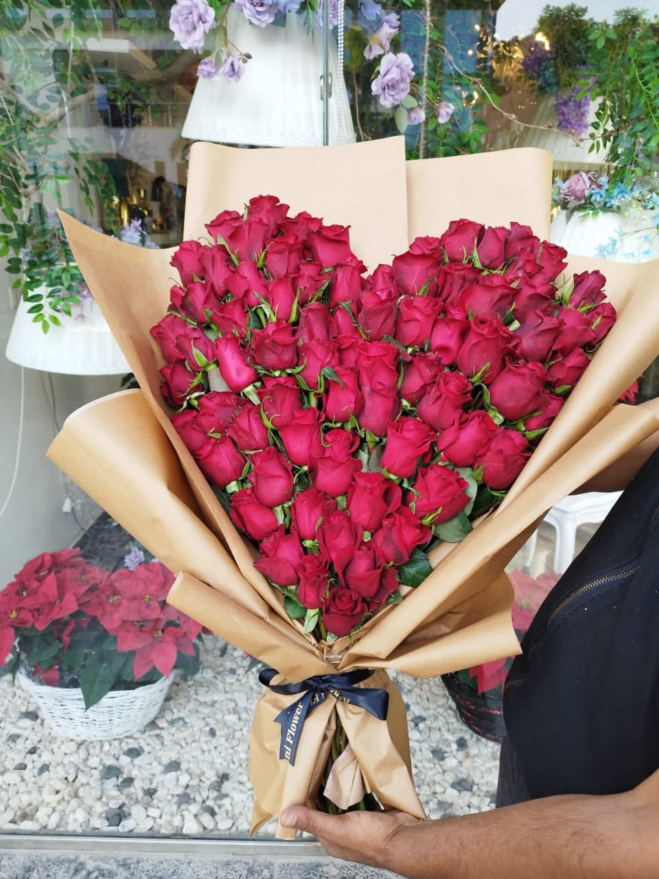 Huge Heart Bouquet 70 Roses – Keni Flower Shop